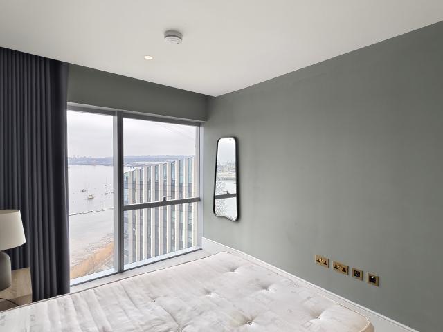 Apartment at Cutter Lane, Greater London