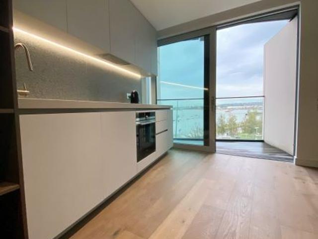 Apartment at Cutter Lane, Greater London