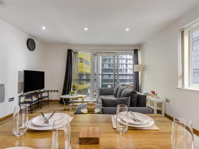 Apartment at Cuba Street, Greater London