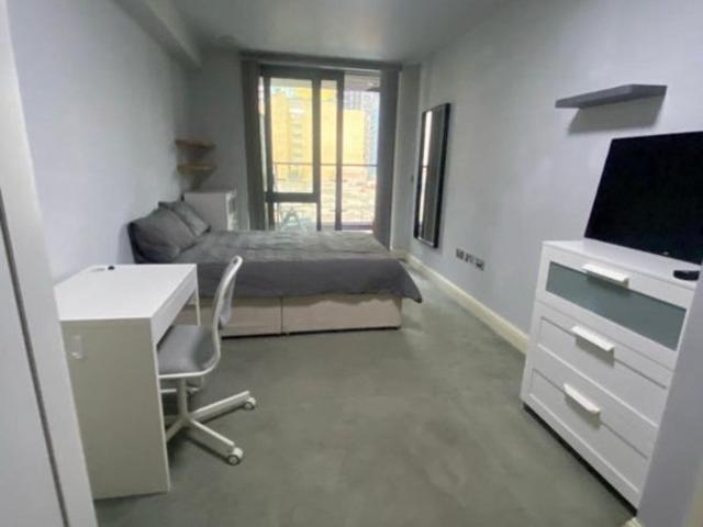 Apartment at Cuba Street, Greater London