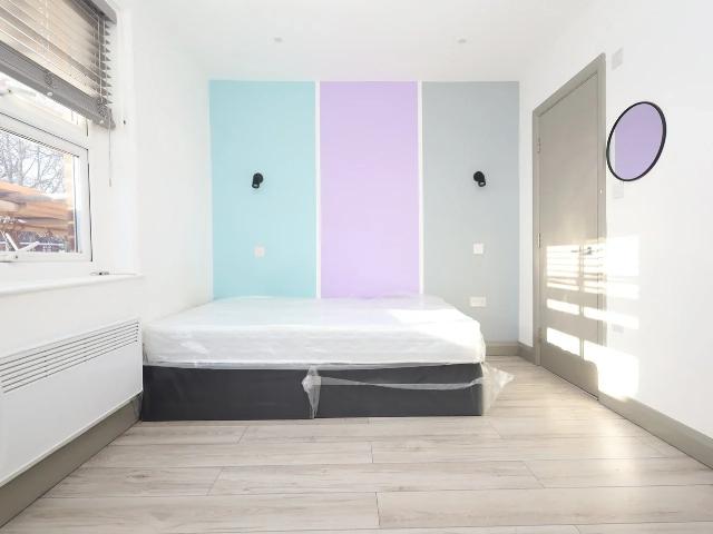 Apartment at Cullington Close, Greater London