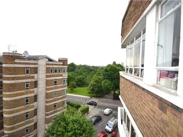Apartment at Culworth Street, City of Westminster
