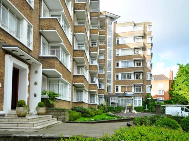 Apartment at Culworth Street, City of Westminster