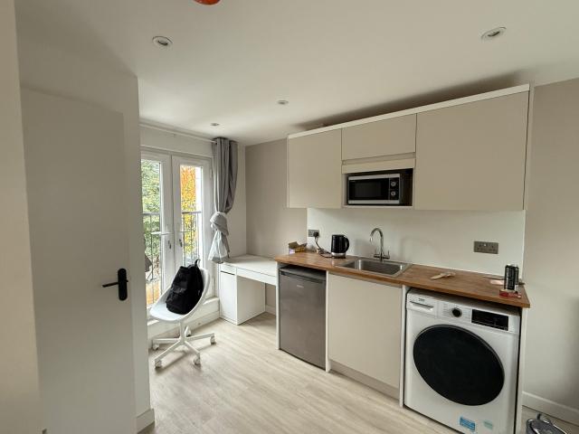 Apartment at Culvert Road, Greater London