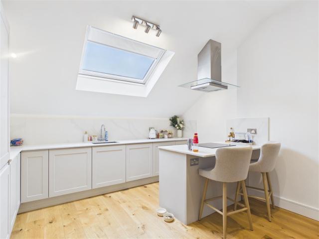 Apartment at Cumberland Park, Greater London