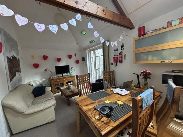 Apartment at Cumberland Street, Bristol