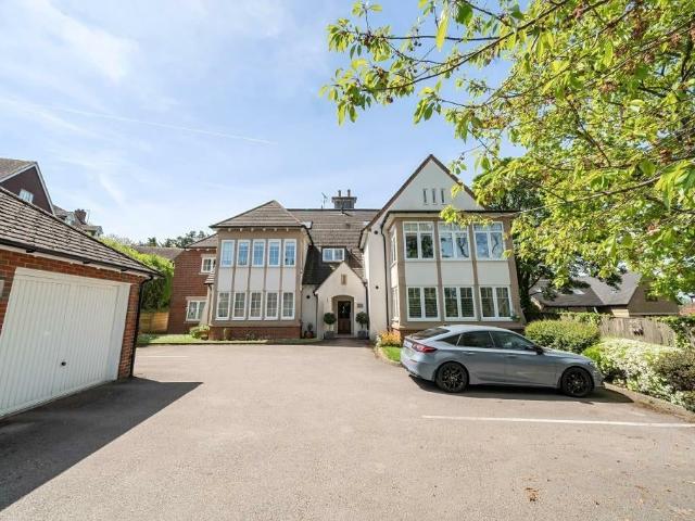Apartment at Cumnor Hill, Oxford