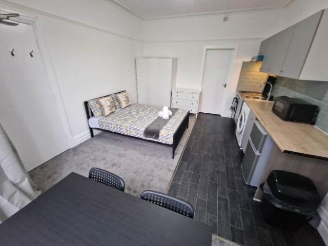 Apartment at Cumnor Road, Bournemouth