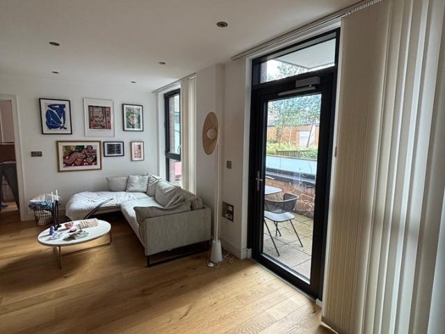 Apartment at Curtis Lane, Greater London