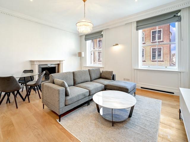 Apartment at Curzon Street, City of Westminster