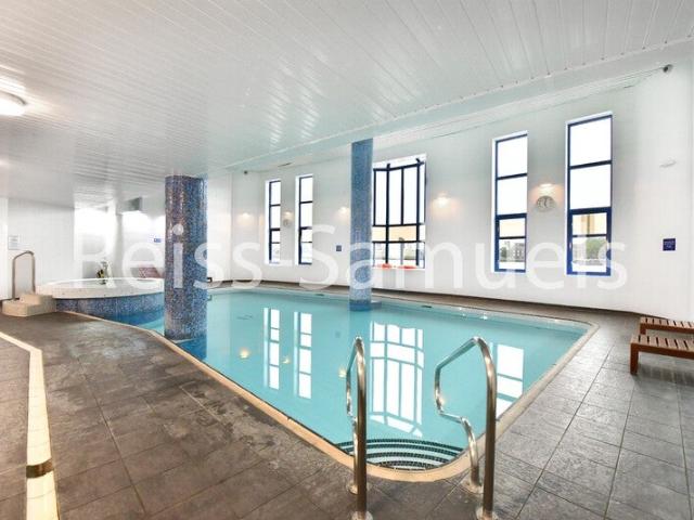 Apartment at Cyclops Mews, Greater London