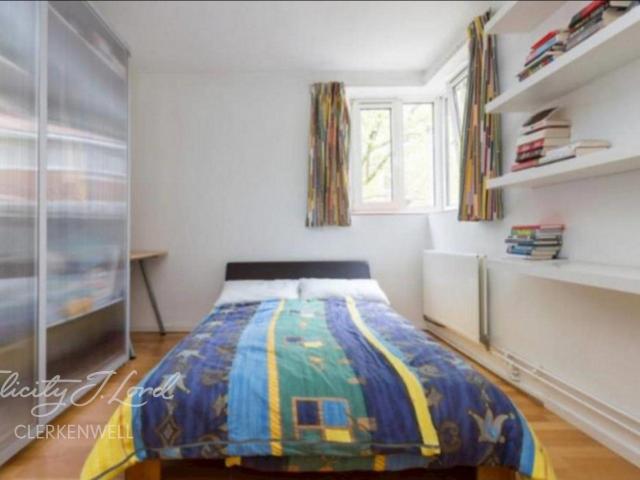 Apartment at Cyrus Street, Greater London