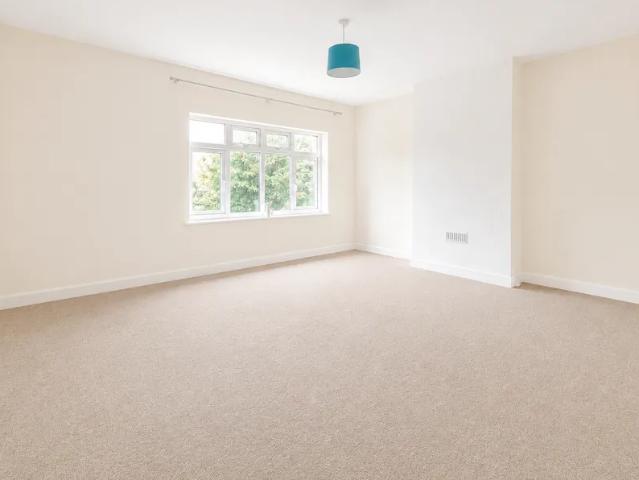 Apartment at A370, Backwell