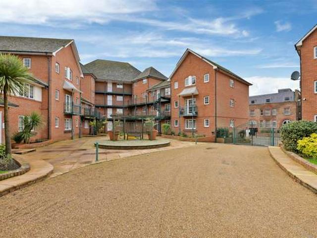 Apartment at A308, Windsor