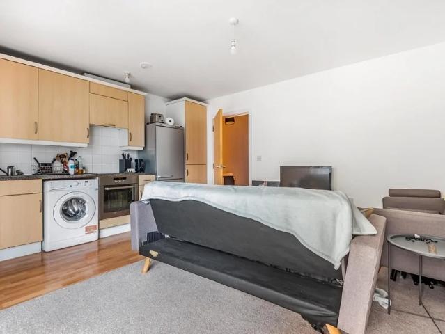 Apartment at A4000, Greater London