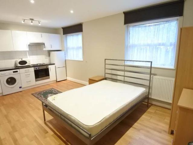 Apartment at A5, Greater London