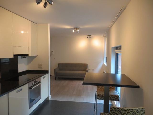 Apartment at Amazon Street, Greater London