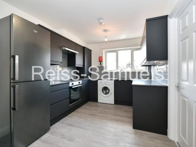 Apartment at Ambassador Square, Greater London