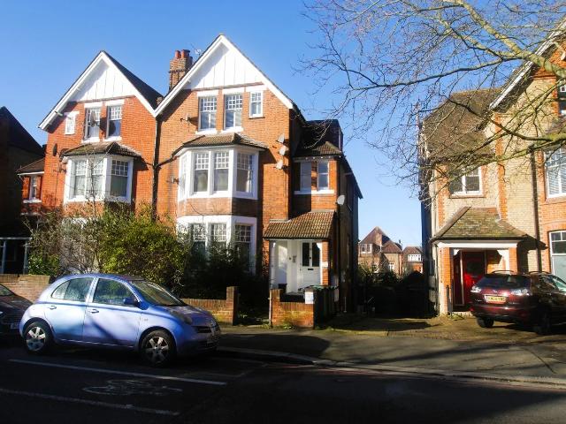 Apartment at Ambleside Avenue, Greater London