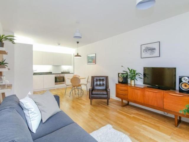 Apartment at Amelia Street, Greater London