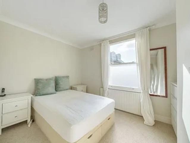 Apartment at Andalus Road, Greater London