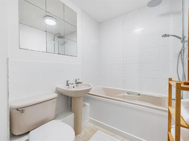 Apartment at Anderson Close, Greater London