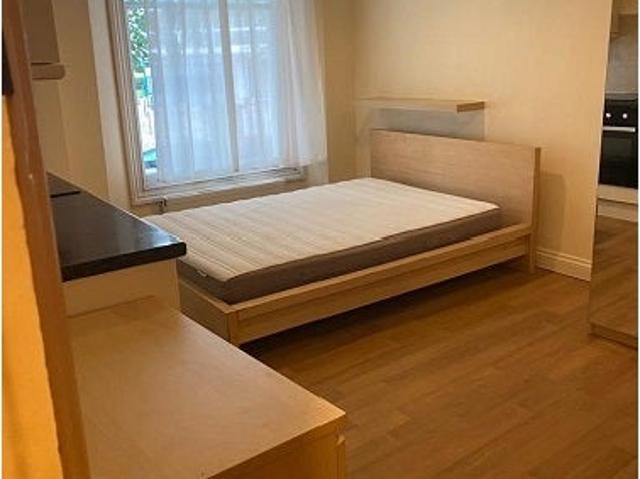 Apartment at Angell Road, Greater London
