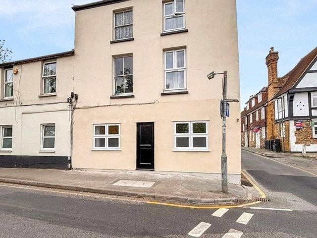 Apartment at Anglesea Road, Greater London