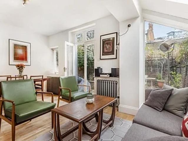Apartment at Anselm Road, Greater London