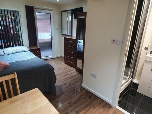Room at Anson Road, Greater London