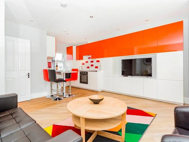 Apartment at Aaron Hill Road, Greater London