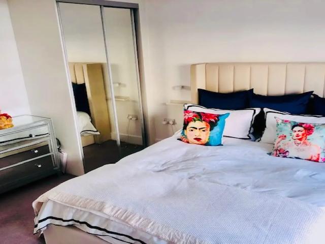 Apartment at Abbeville Road, Greater London