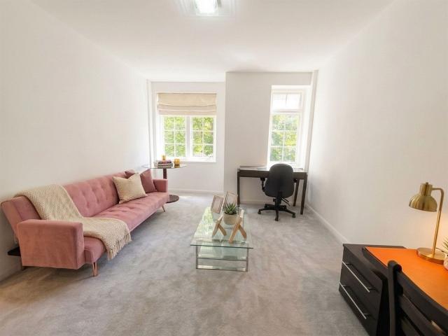 Apartment at Abbey Road, City of Westminster