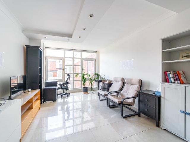Apartment at Abbey Road, City of Westminster