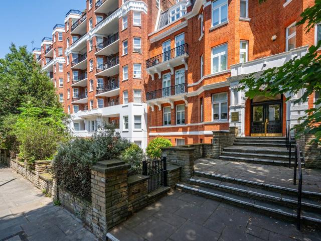 Apartment at Abbey Road, City of Westminster