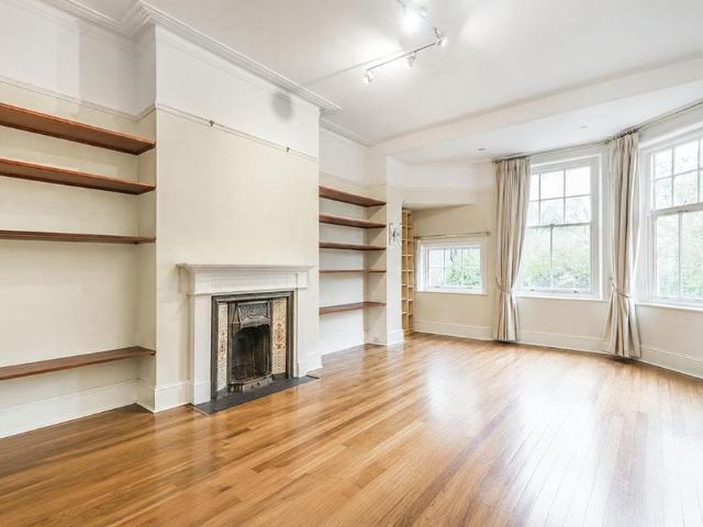 Apartment at Abbey Road, City of Westminster
