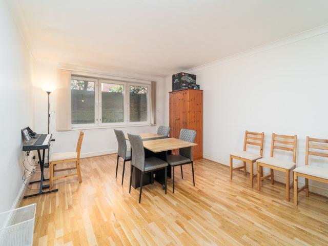 Apartment at Abbey Road, City of Westminster