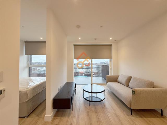 Apartment at Abbeydale Road, Greater London