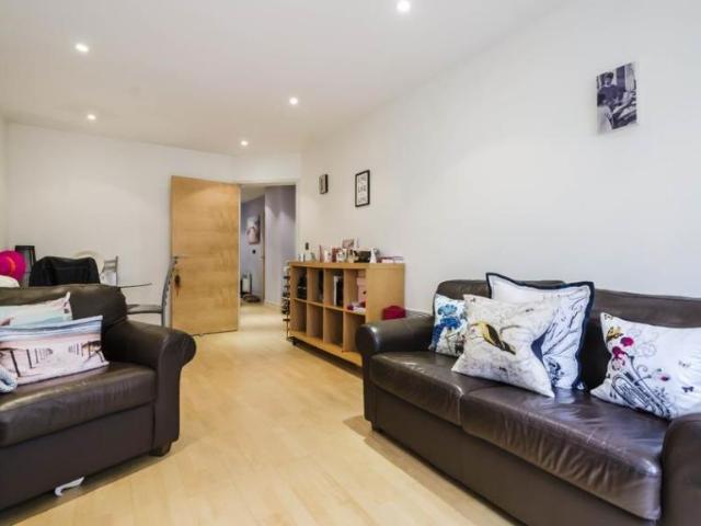 Apartment at Abercorn Place, City of Westminster