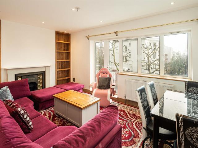 Apartment at Abercorn Place, City of Westminster