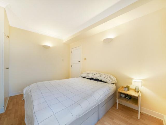 Apartment at Abercorn Place, City of Westminster