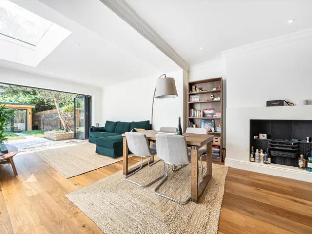 Apartment at Abercorn Place, City of Westminster