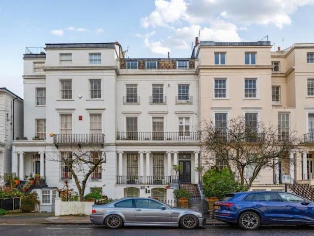 Apartment at Abercorn Place, London