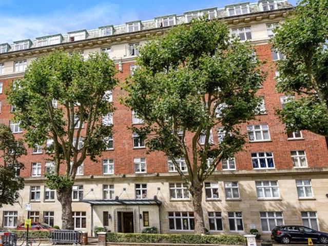 Apartment at Abercorn Place, London