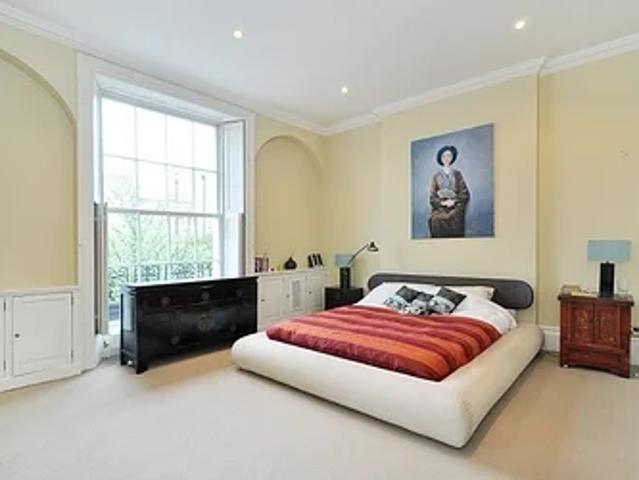 Apartment at Aberdeen Place, City of Westminster