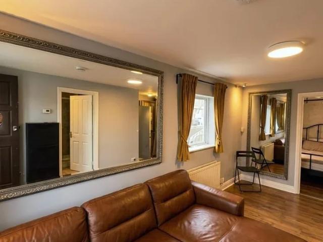 Apartment at Acton Lane, Greater London