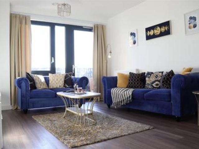Apartment at Acton Lane, Greater London