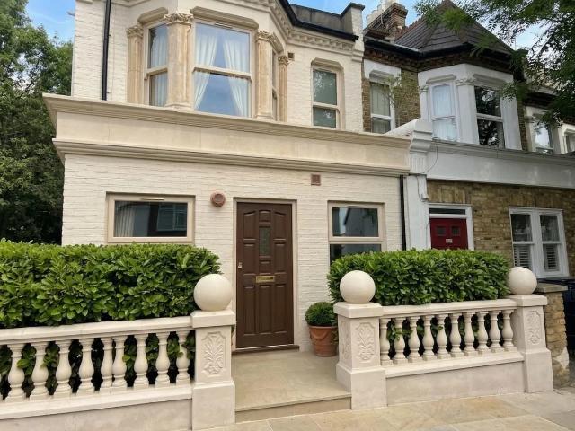 Apartment at Acton Lane, Greater London