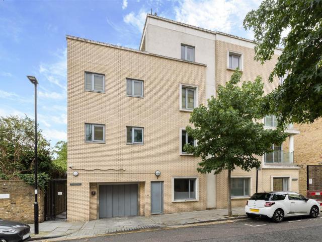 Apartment at Acton Street, Greater London