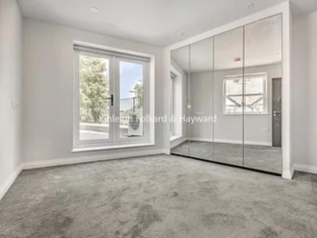 Apartment at Acacia Road, Greater London